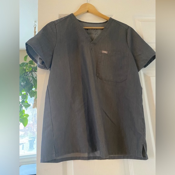 Figs | Tops | Figs Graphite Catarina One Pocket Scrub Top | Poshmark